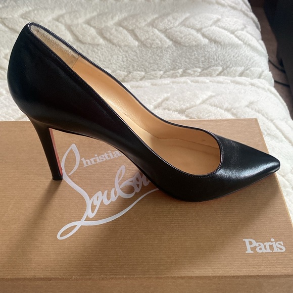 Christian Louboutin | Shoes | Christian Louboutin Shoes Size 75 Smooth ...